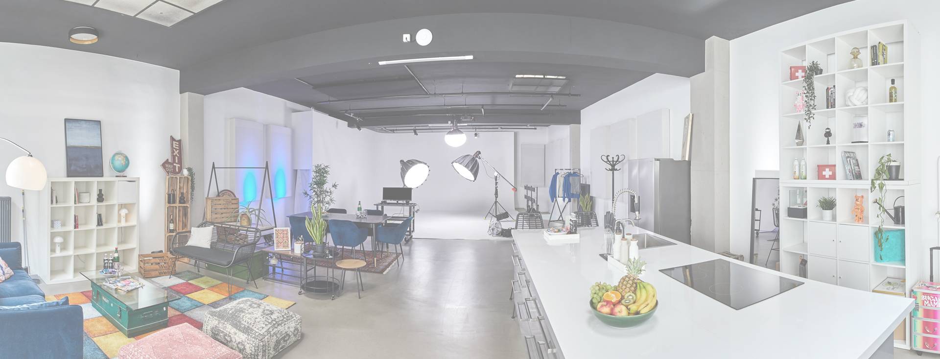 Mietstudio für Foto- & Videoproduktionen in der Köln